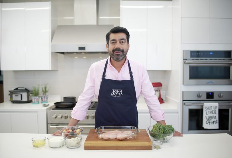Pechuga de Pollo con Salsa de Queso Azul y Brócoli | Chef John Motta