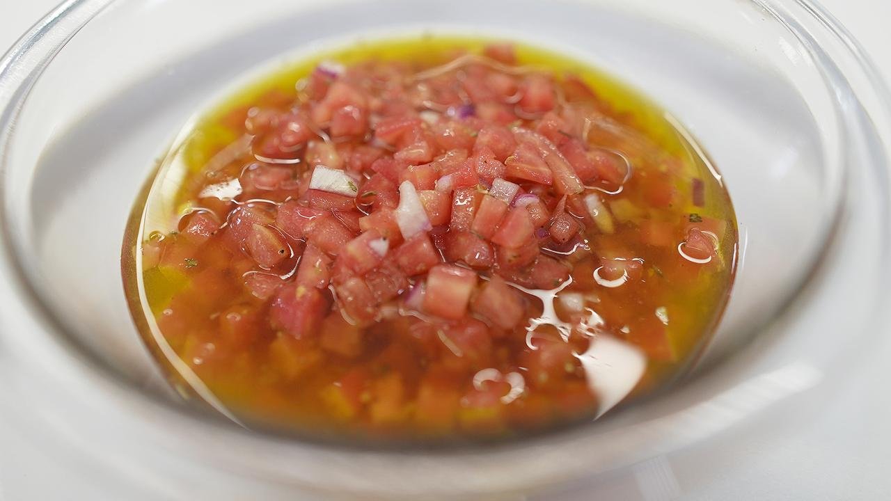 Salsa de tomate fresco para carnes | John Motta
